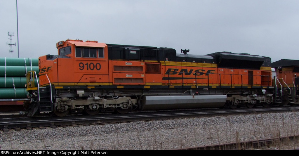 BNSF 9100